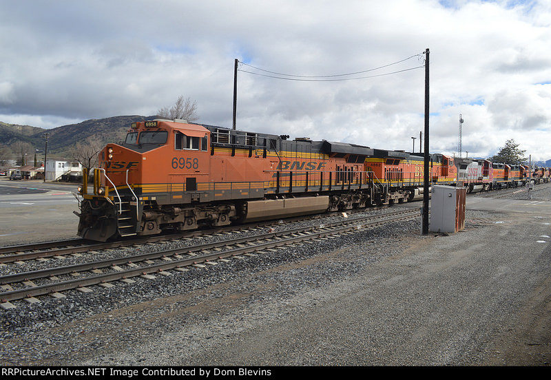 BNSF 6958